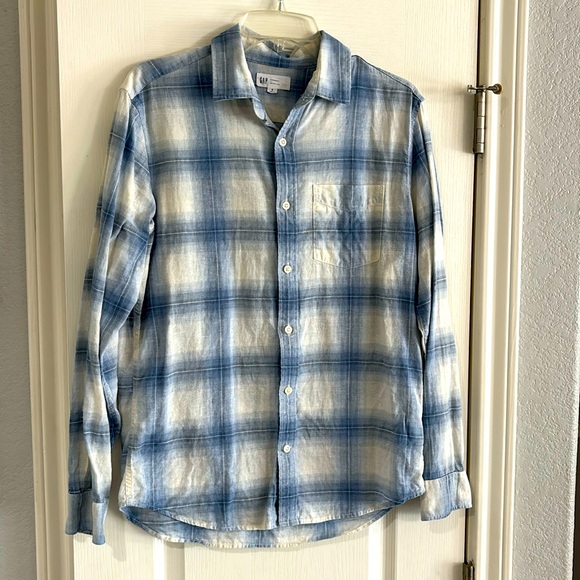 GAP | Shirts | Mens Gap Button Up Shirt | Poshmark